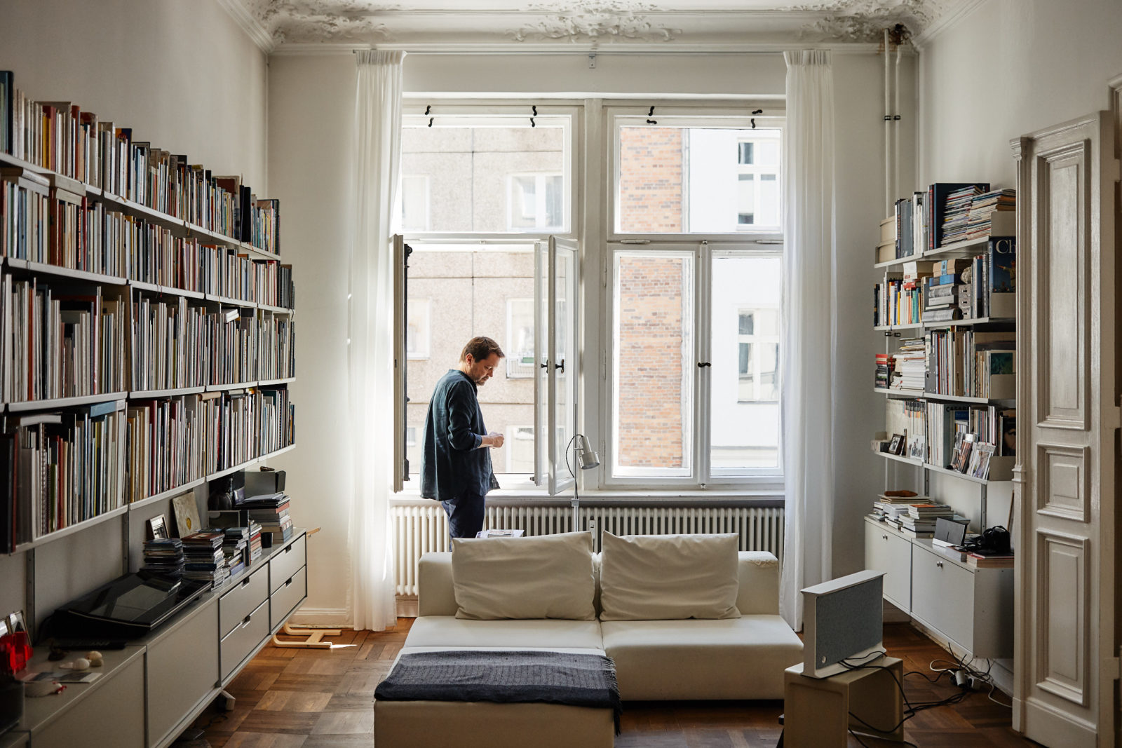 Effortless design: Mark Randel’s architecture - Friends of Friends ...