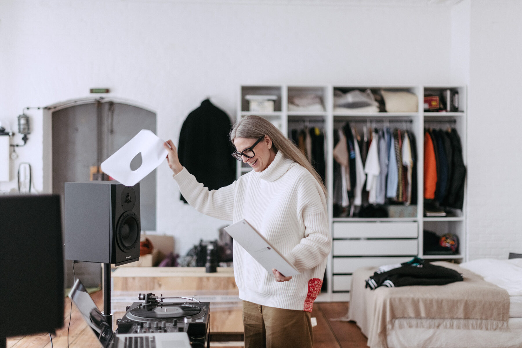 The Art of Listening with Berlin-based DJ Alexandra Dröner - Friends of ...