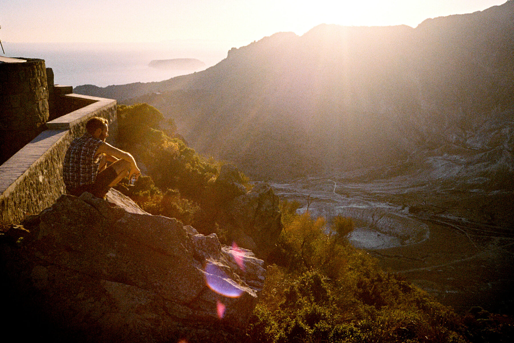 634 Minutes inside Nisyros’ active Volcano - Friends of Friends ...